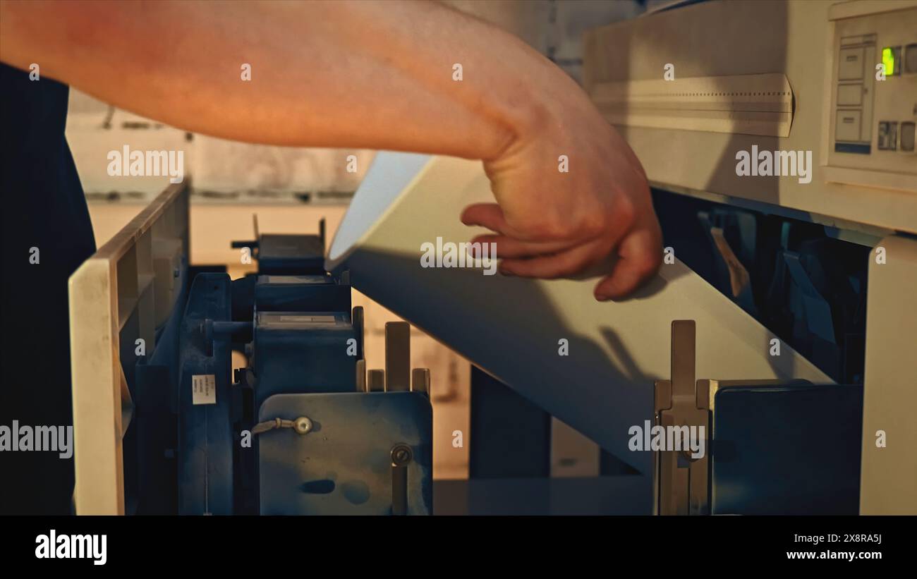 Printer and scanner manufacturing hi-res stock photography and images ...
