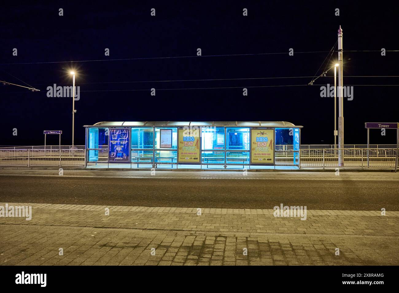 Empty tram shelter at night on Blackpool Promenade Stock Photo - Alamy