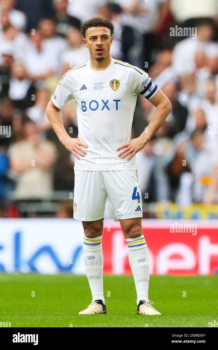 Leeds United midfielder Ethan Ampadu (4) during the Leeds United FC v ...