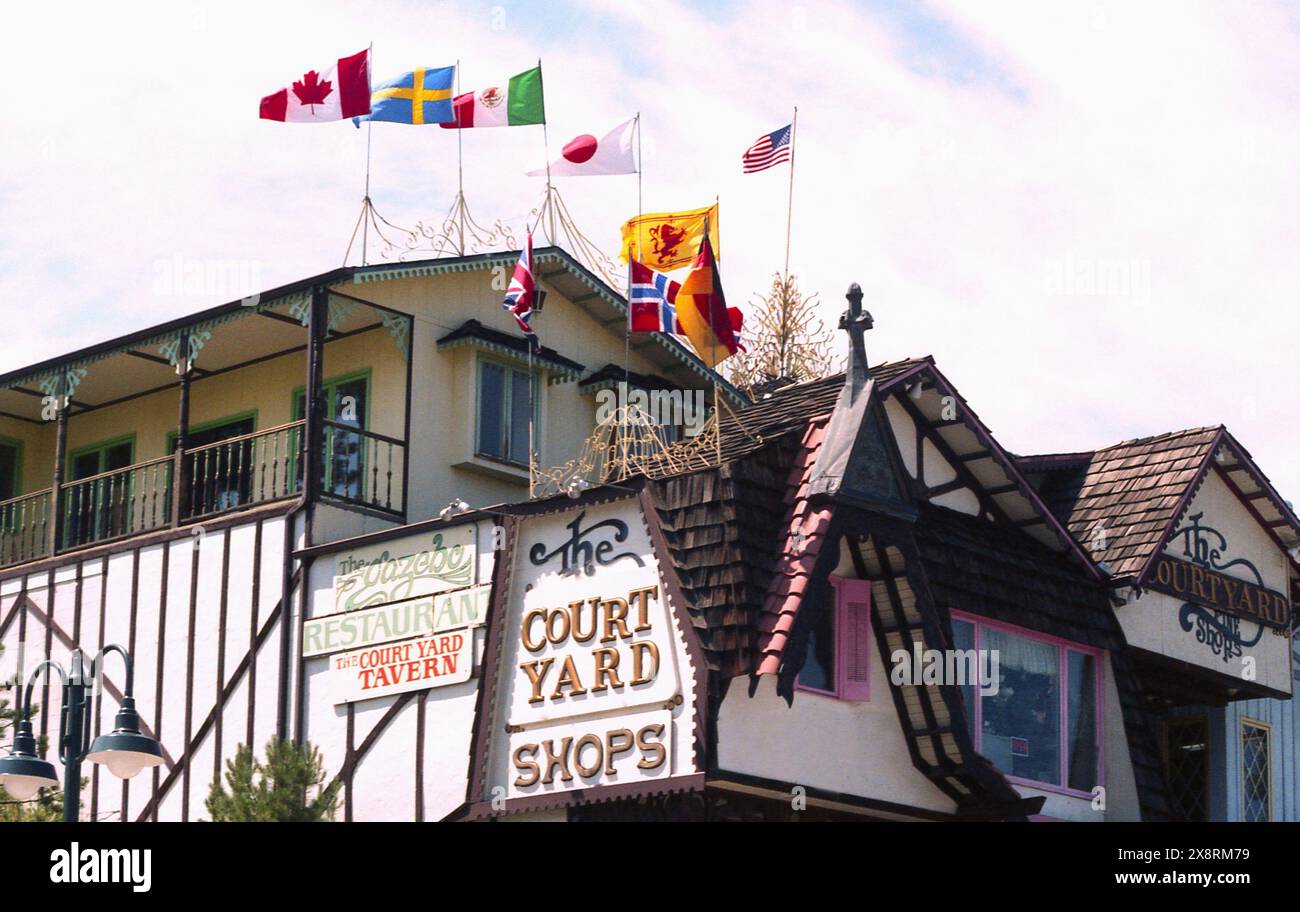 Colorado, U.S.A., approx. 1987. Exterior view of a local restaurant ...