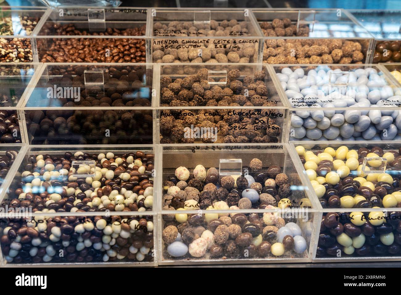 Sweet shop black and white hi-res stock photography and images - Alamy