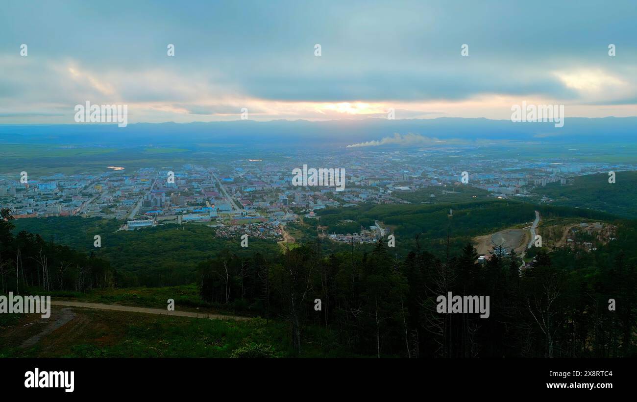 Drone video city on slope hi-res stock photography and images - Alamy