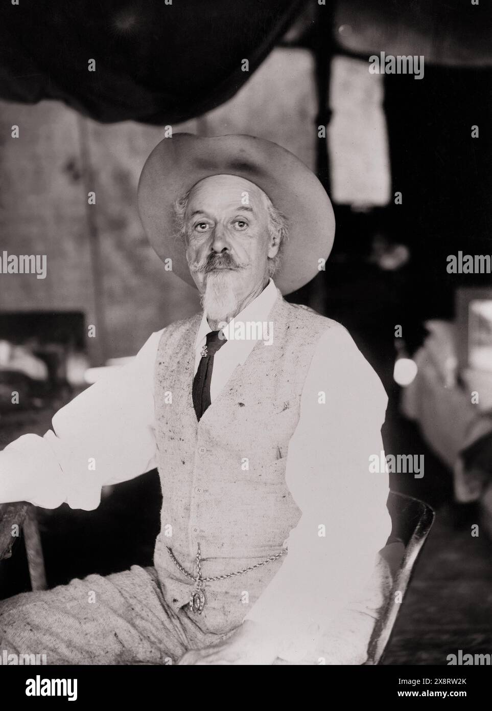 Buffalo Bill, William Frederick Cody, three-quarter length portrait ...