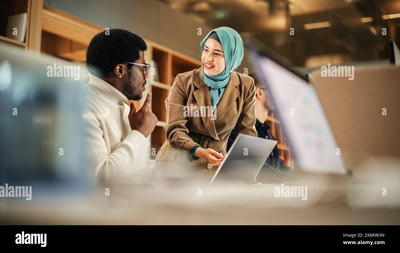 Muslim agent hi-res stock photography and images - Alamy