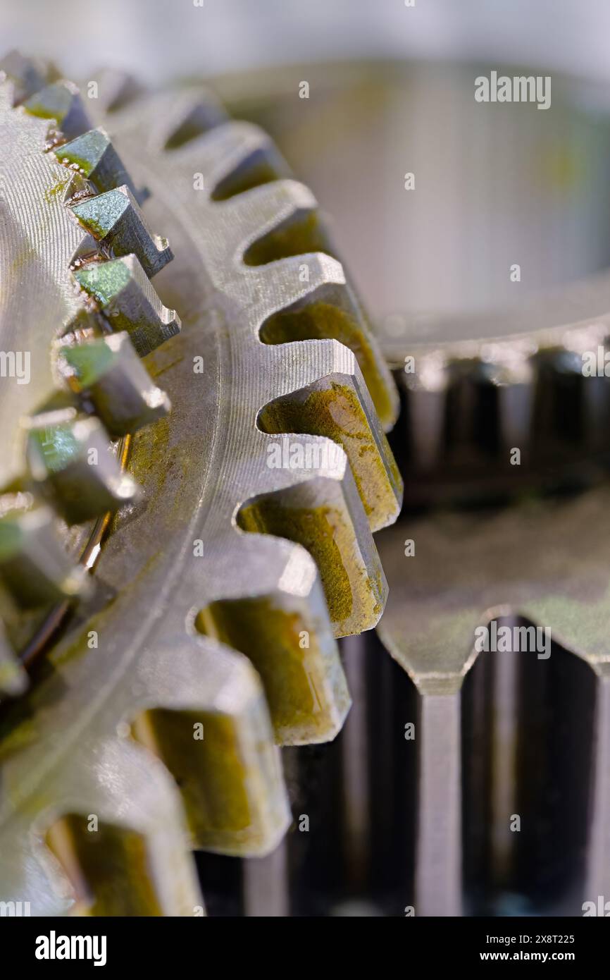 Grease lubricant lube lubrication hi-res stock photography and images ...