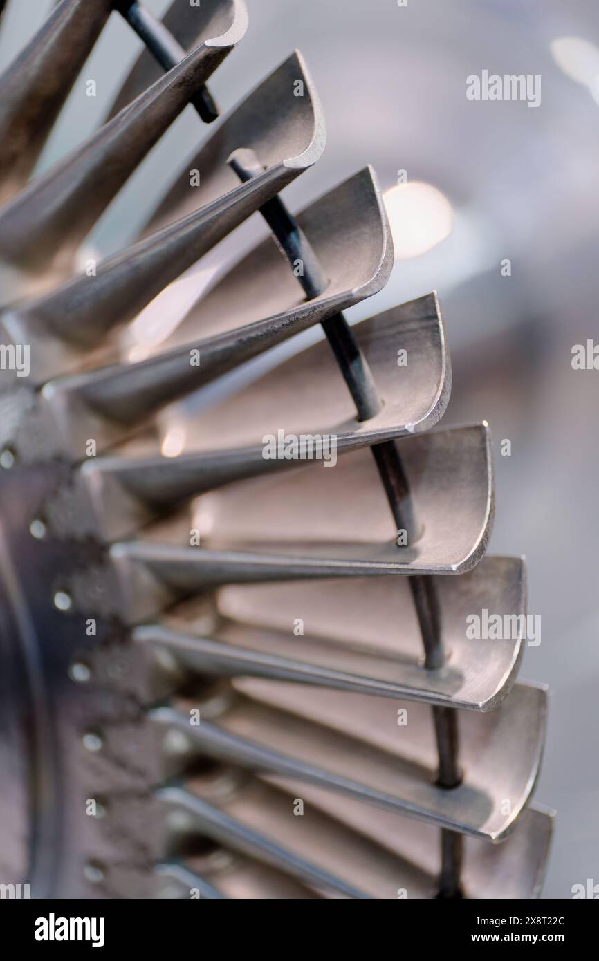 Transport gas turbine hi-res stock photography and images - Alamy