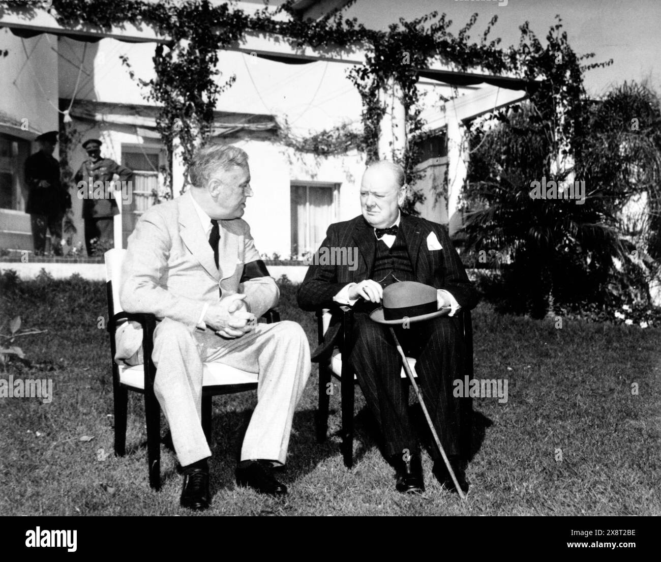 Winston churchill 1943 hi-res stock photography and images - Alamy