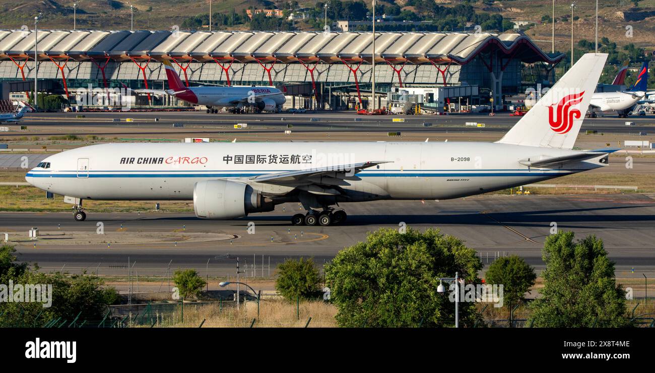 Aerolínea china hi-res stock photography and images - Alamy