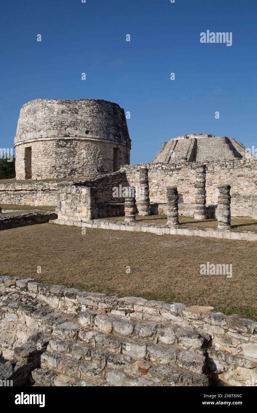 Templo Redondo (Round Temple), Mayapan Mayan Archaeological Site ...