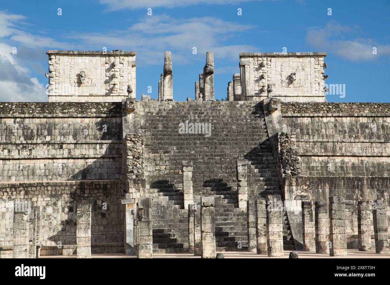 Temple of Warriors, Chichen Itza, Yucatan, Mexico Stock Photo - Alamy