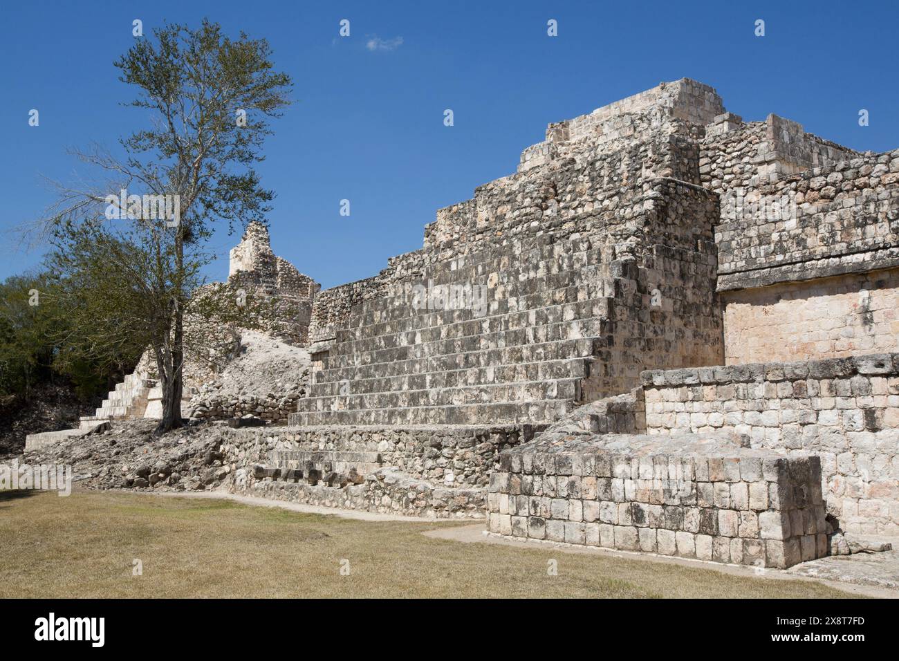 Dzibilnocac (Painted Vault) Temple,Dzibilnocac Mayan Archaeological ...