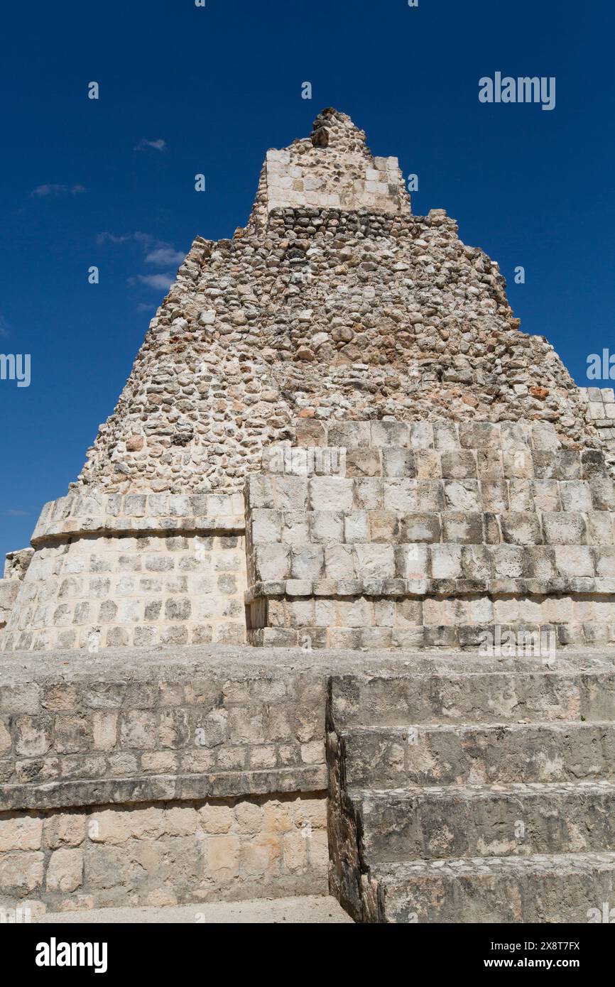 Dzibilnocac (Painted Vault) Temple,Dzibilnocac Mayan Archaeological ...