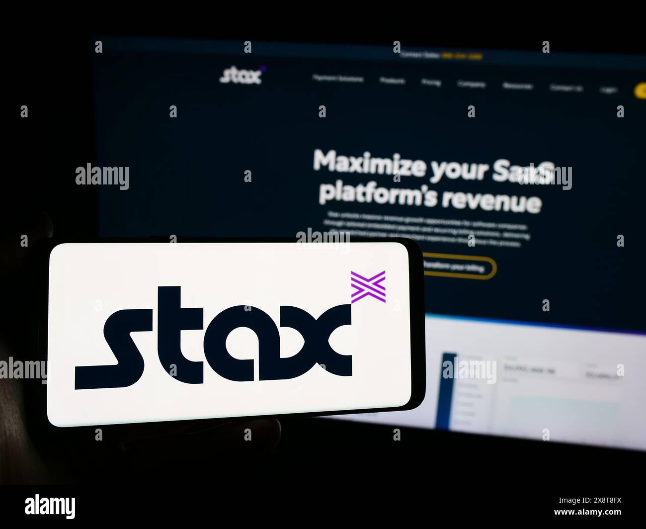 Billing solutions logo hi-res stock photography and images - Alamy