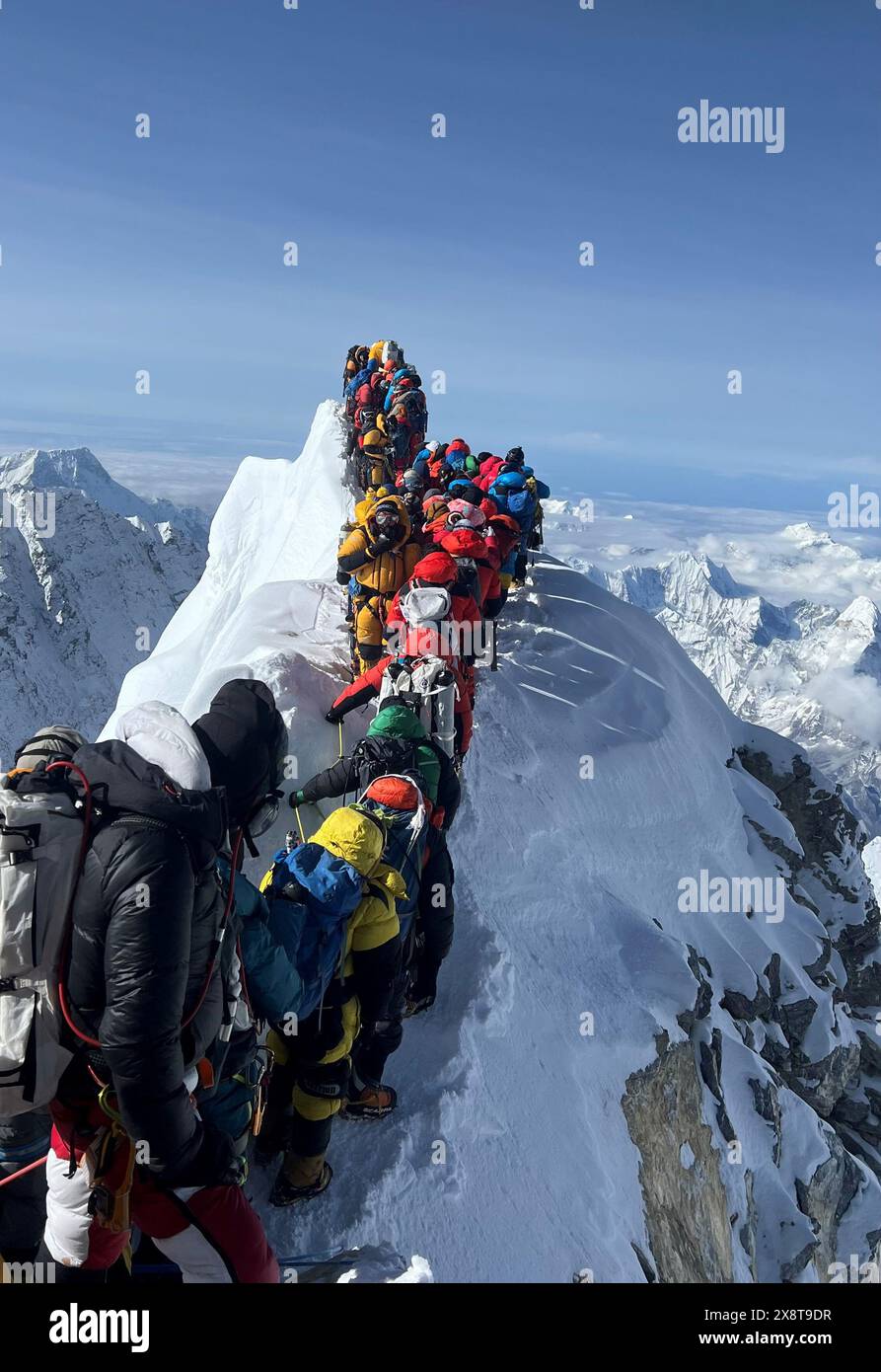 Hillary step hi-res stock photography and images - Alamy