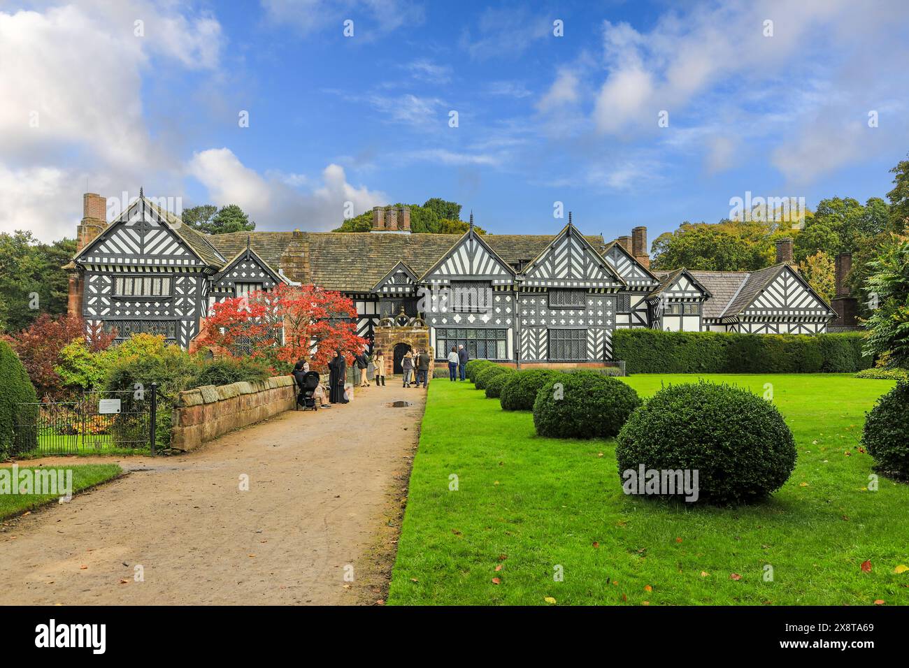 Speke Hall, a black and white painted wood-framed wattle-and-daub Tudor ... Speke Hall, a black and white painted wood-framed wattle-and-daub Tudor ...