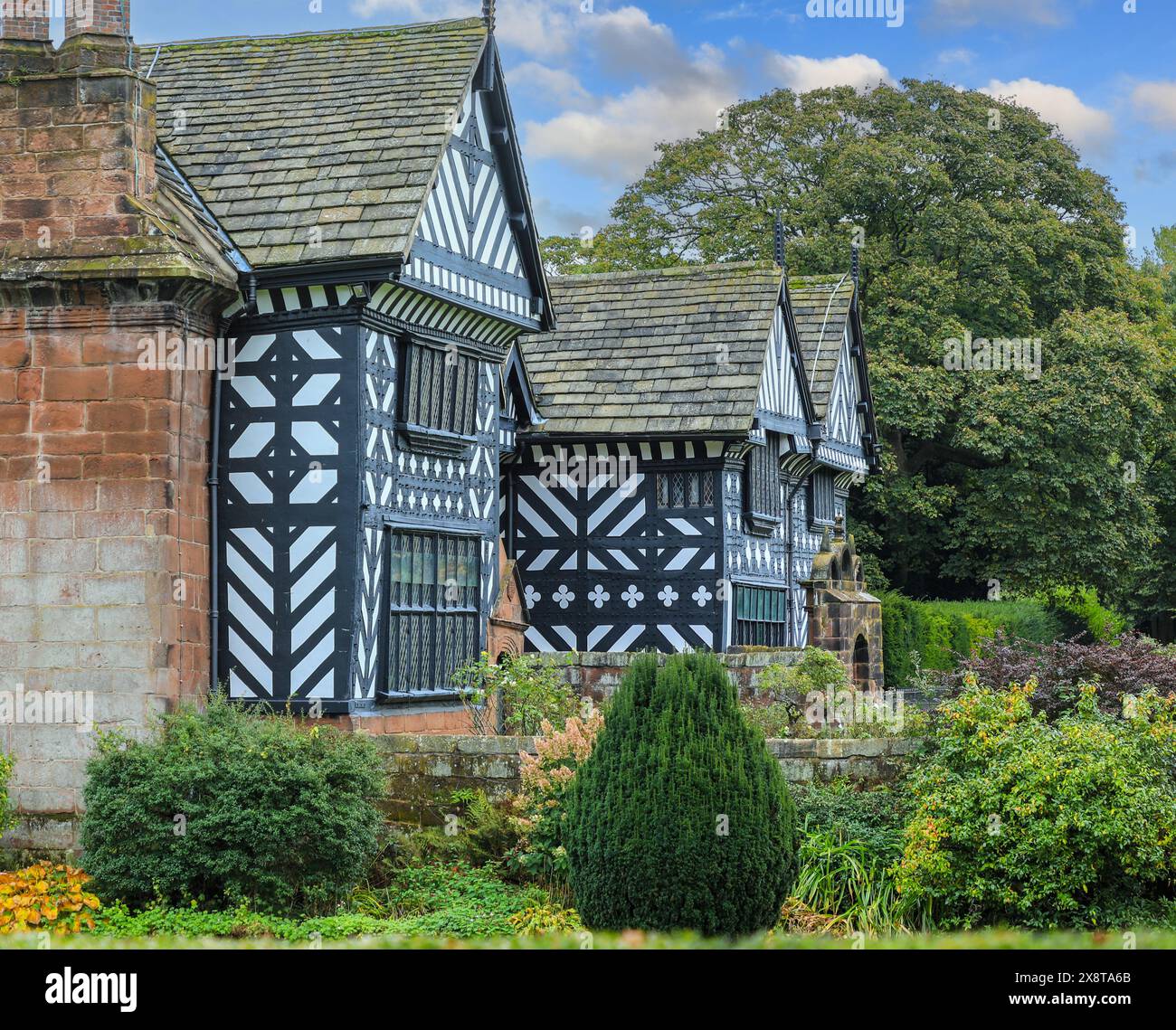Speke Hall, a black and white painted wood-framed wattle-and-daub Tudor ... Speke Hall, a black and white painted wood-framed wattle-and-daub Tudor ...