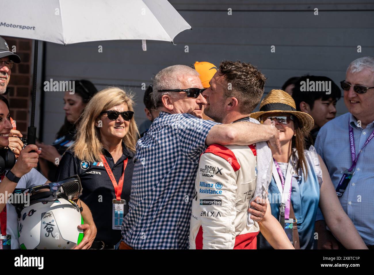 Colin Turkington 20 Embraced by dad Team BMW 20 Round 5 Brands Hatch ...