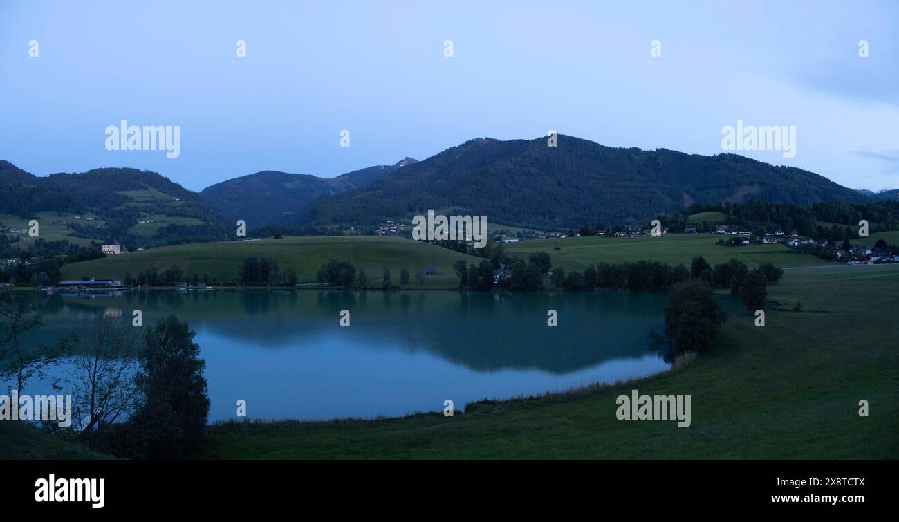 Blue hour at Lake Putterersee, Aigen im Ennstal, Styria, Austria Stock ...