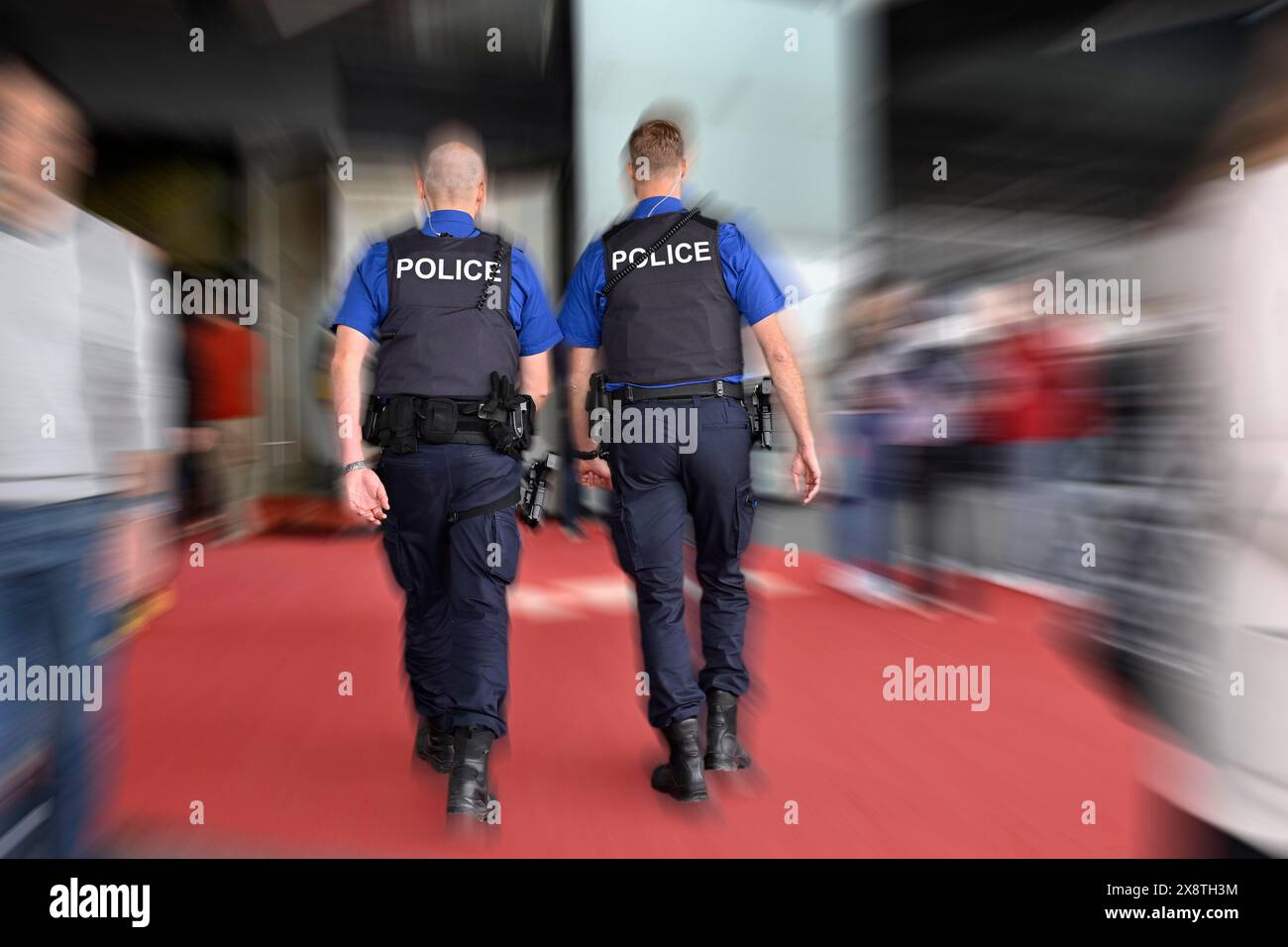 Clean back people hi-res stock photography and images - Alamy