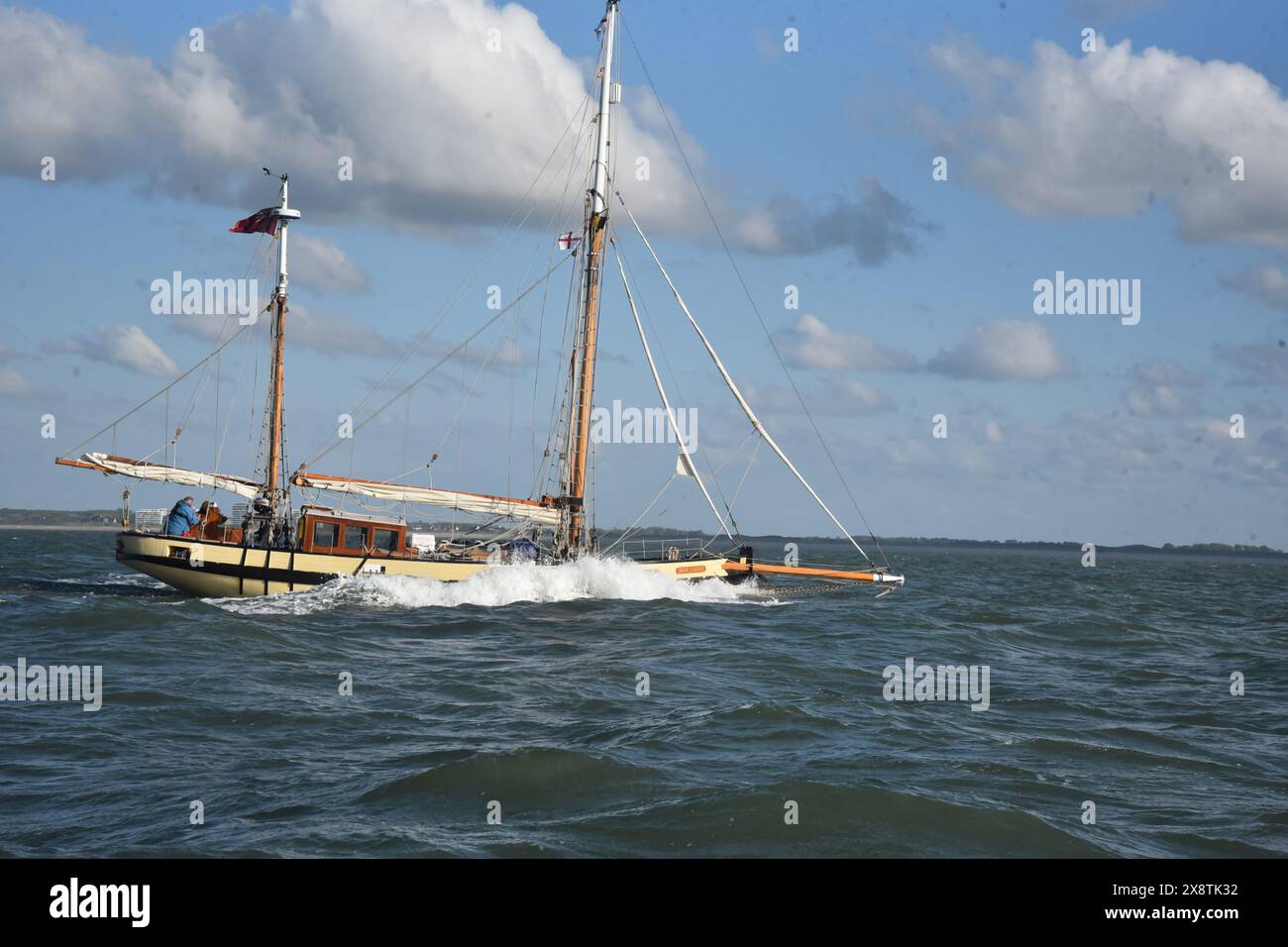 Our Lizzie Dunkirk Little Ship leaving Ostende and going pass the ...