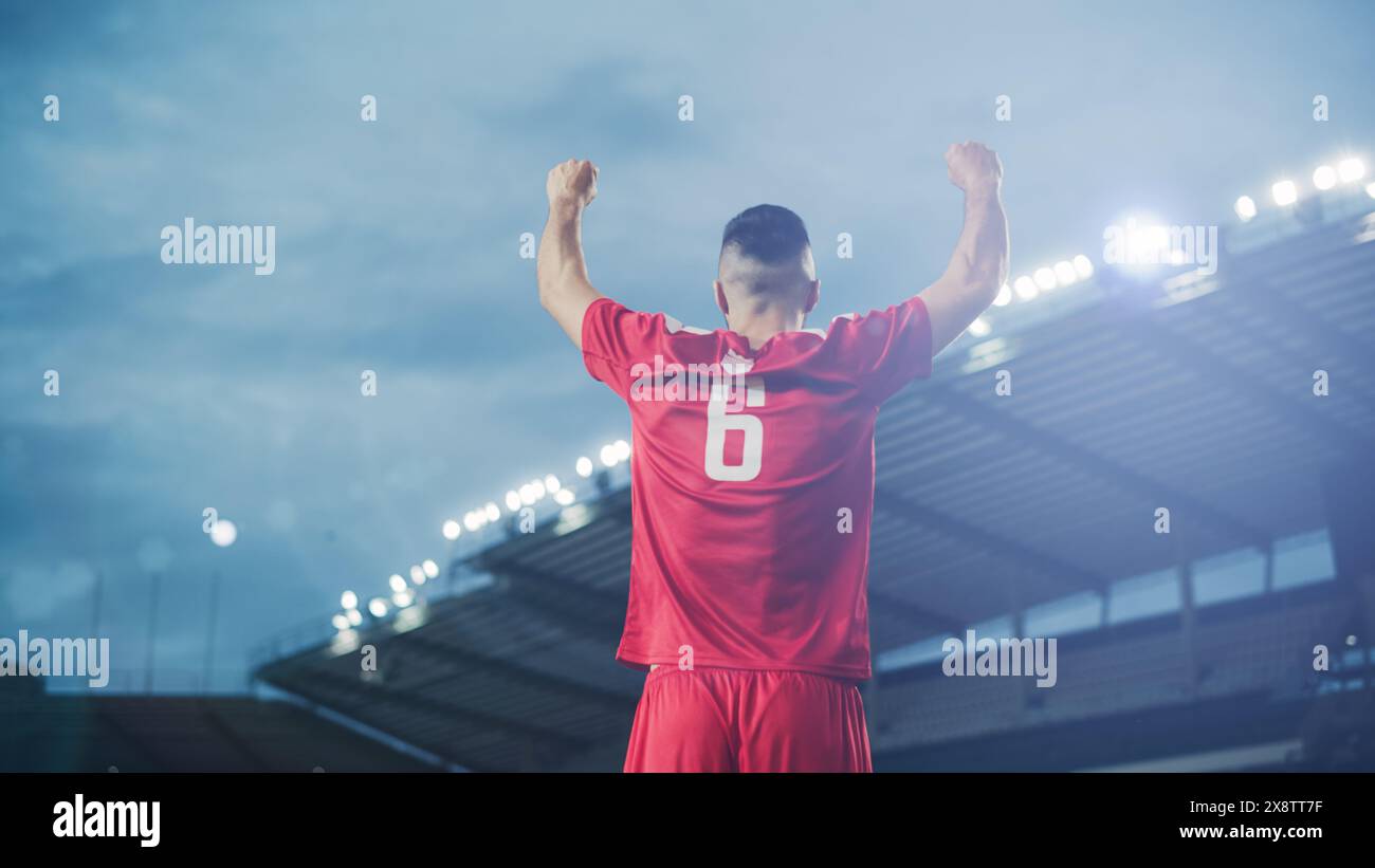 Male footballer back holding ball hi-res stock photography and images ...