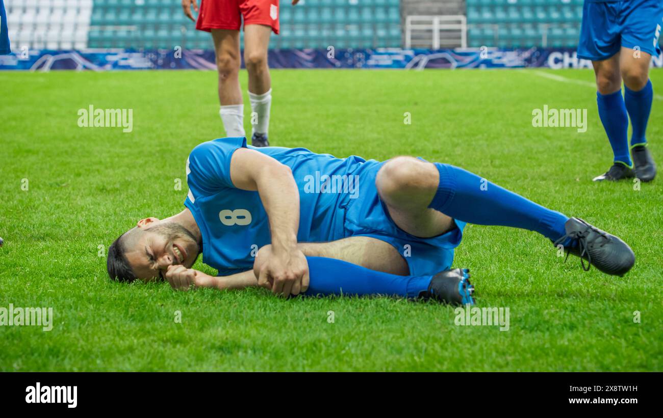 Knee defender hi-res stock photography and images - Alamy