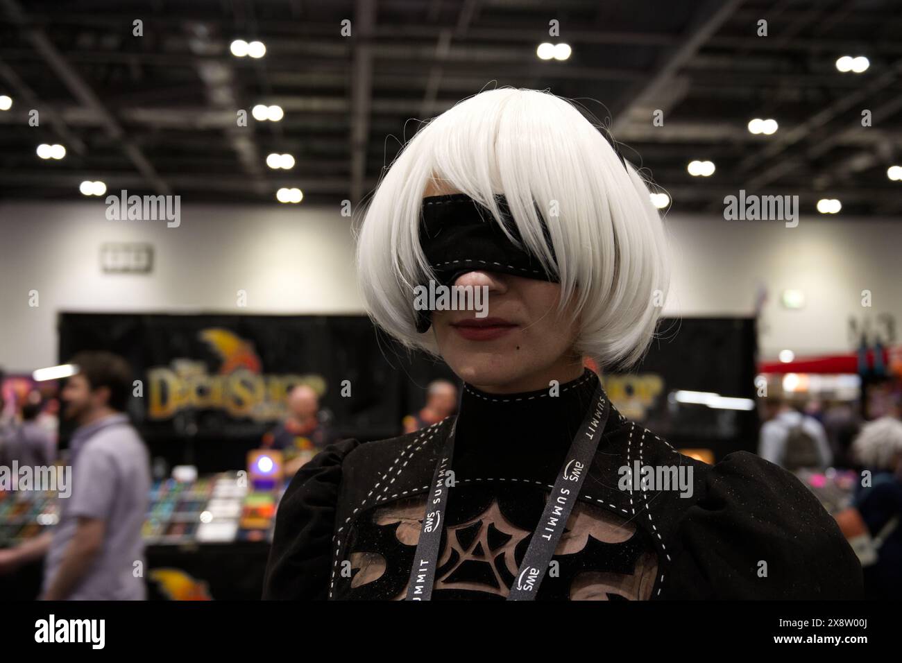 Nier: Automata video game cosplay at Comic Con London Stock Photo - Alamy