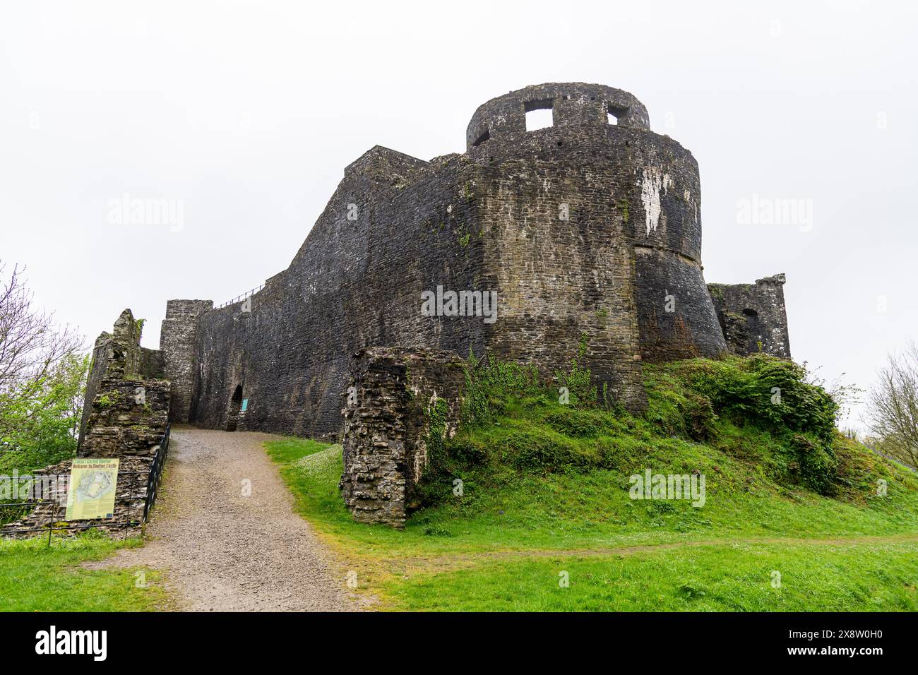 Old dynevor castle hi-res stock photography and images - Alamy