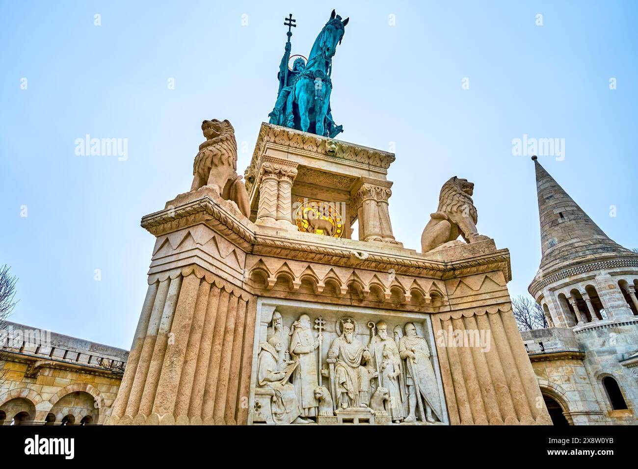 Holy Trinity Square of Fisherman's Bastion and St Stephen statue ...