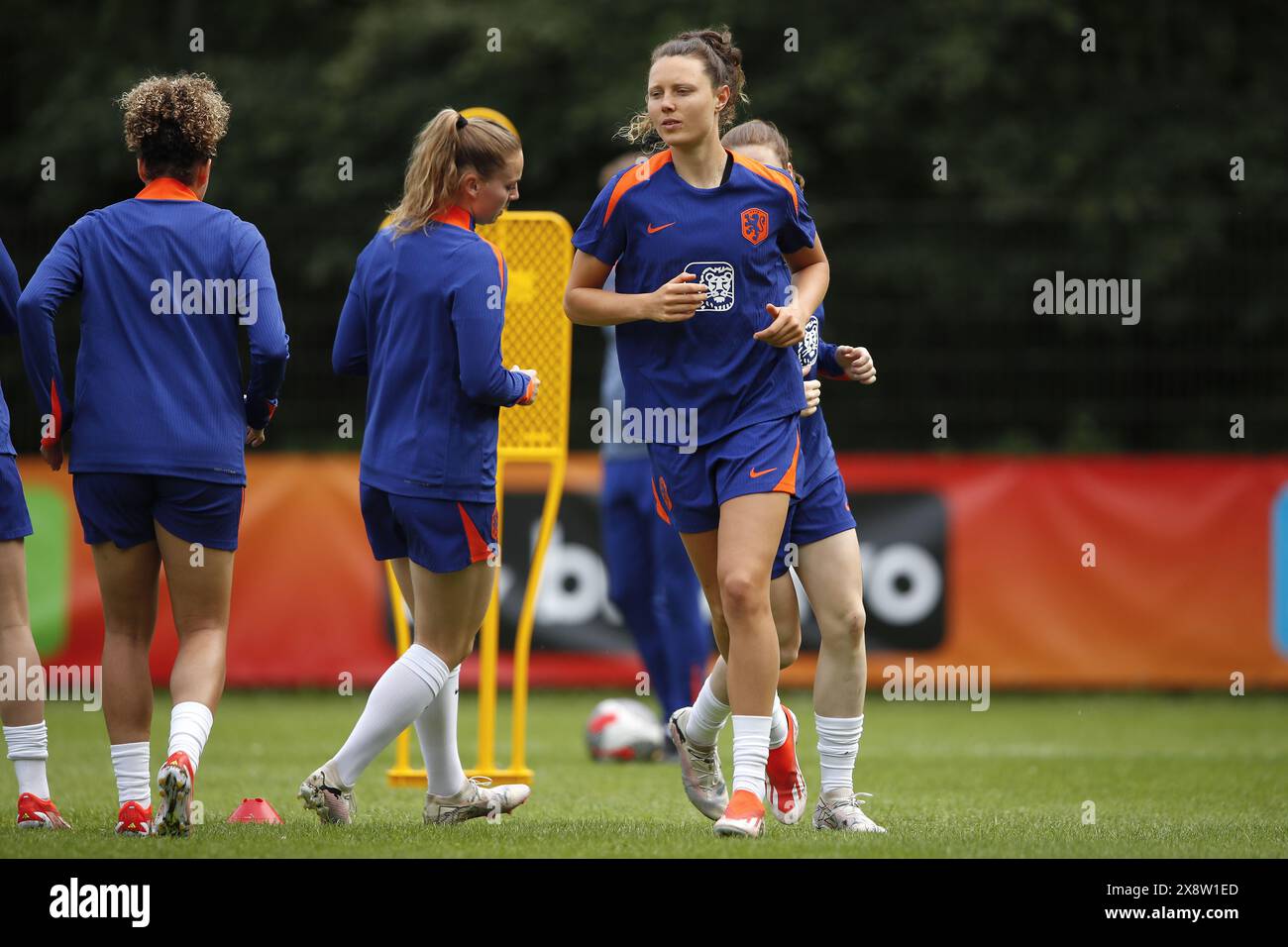 DOORWERTH - Fenna Kalma of Holland Women during a training of the Dutch ...