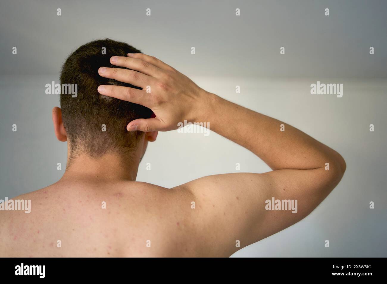 the shoulder of a thirty-year-old man of medium build Stock Photo - Alamy