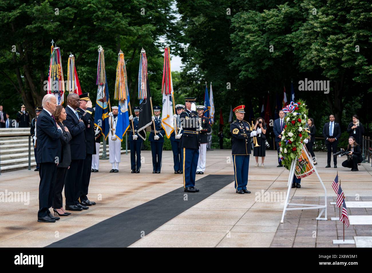 Arlington memorial day taps hi-res stock photography and images - Alamy