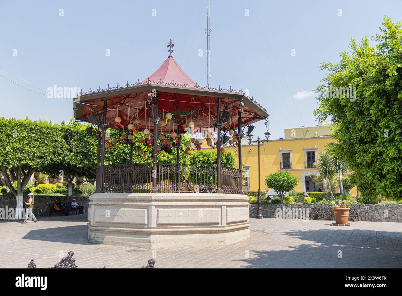 Theme park architecture hi-res stock photography and images - Alamy