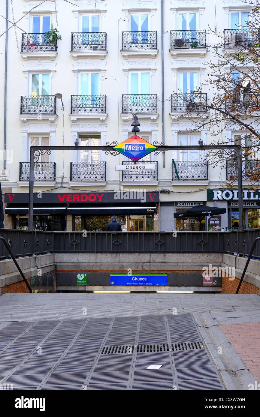 Chueca metro station madrid spain hi-res stock photography and images ...