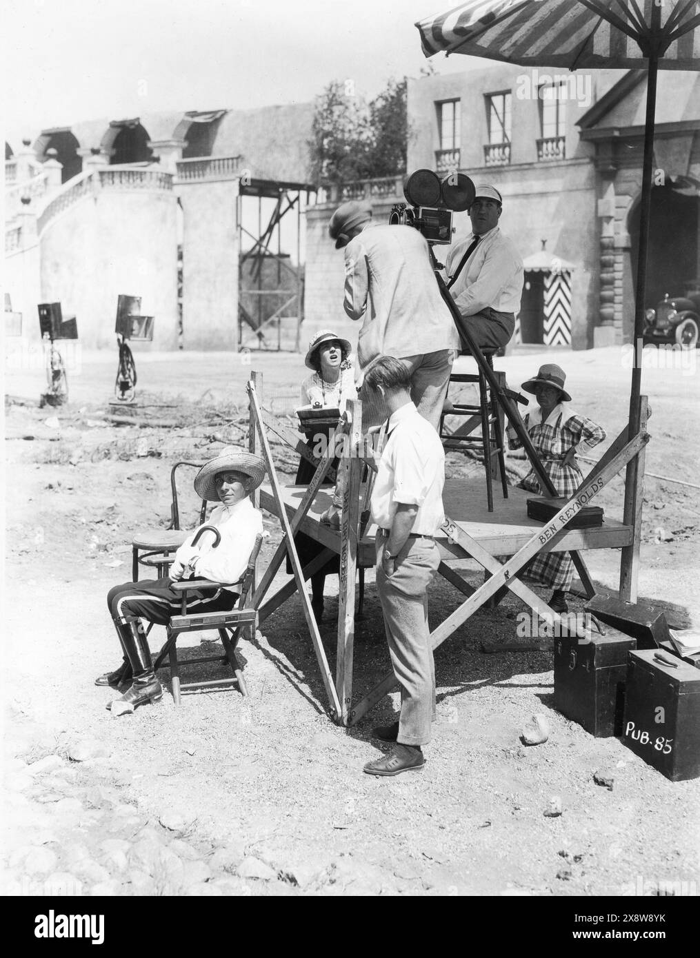 ERICH VON STROHEIM and cameraman BEN REYNOLDS on the backlot at ...