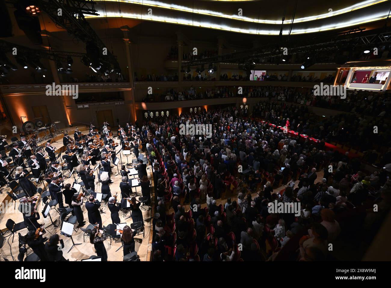 Brussels, Belgium. 27th May, 2024. a royal visit to the finals of the ...