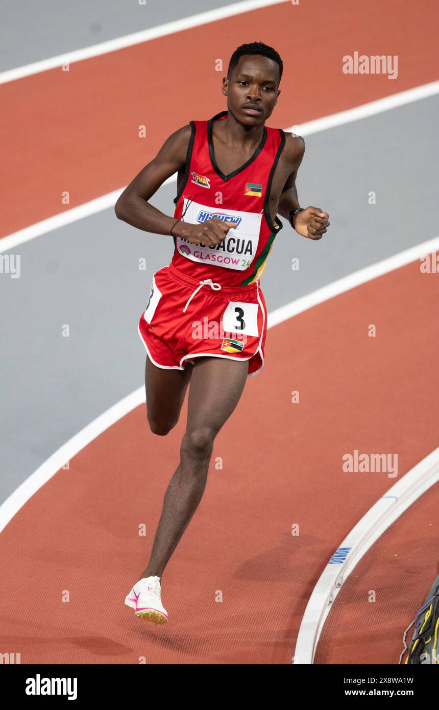 Alex Macuácua of Mozambique competing in the men’s 1500m at the World ...
