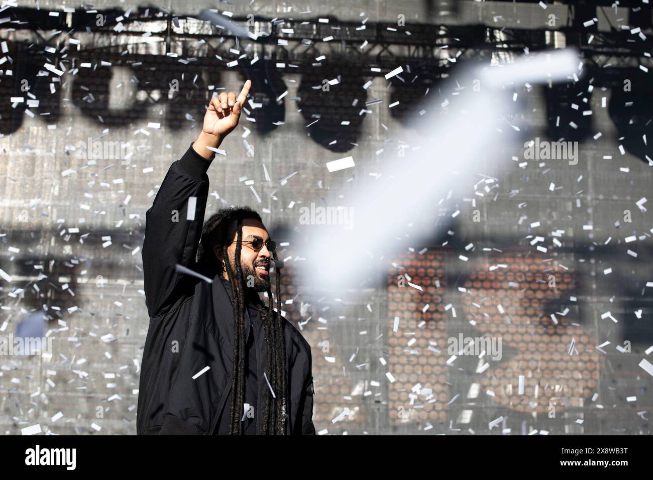 Porto, Portugal. 26th May, 2024. The Brazilian group Menos e Mais is ...