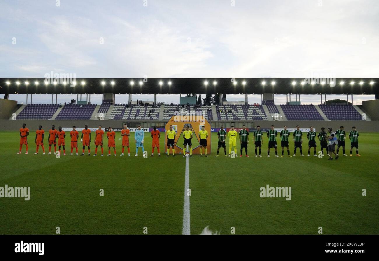Players alignment at the beginning of the Primavera 1 Tim soccer match ...