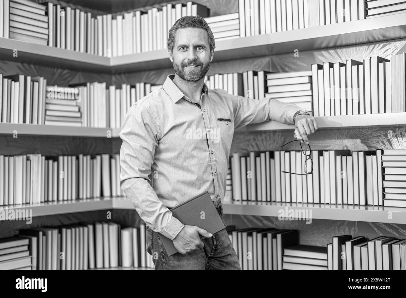 Hispanic teacher student Black and White Stock Photos & Images - Alamy