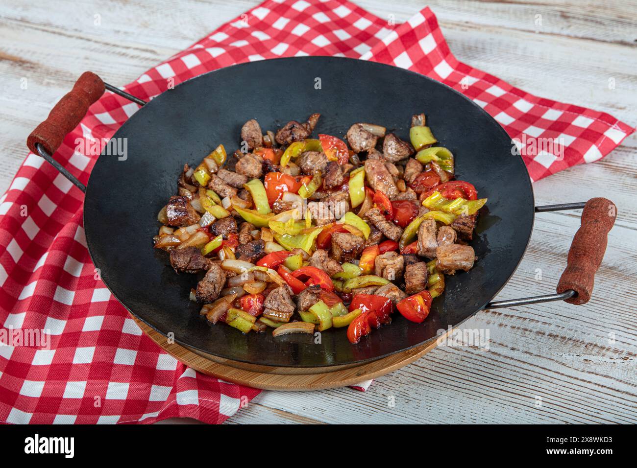 Meat saute in traditional pan Sac kavurma, Turkish Food. Meat Saute ...