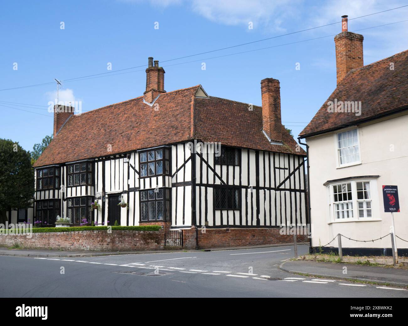 English half timbered homes hi-res stock photography and images - Alamy