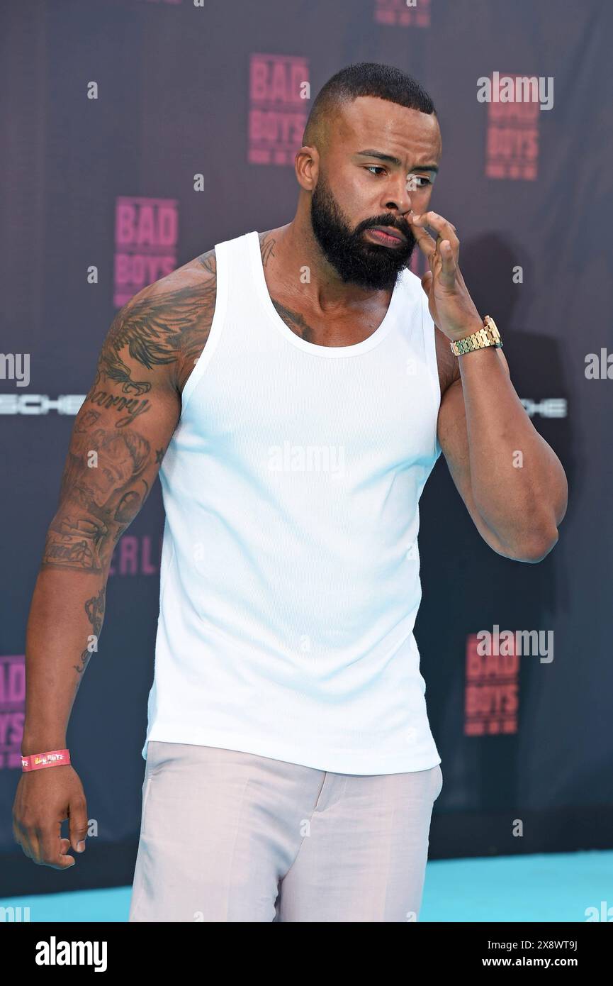 Barry Hammerschmidt auf dem mintfarbenen Teppich bei der Europapremiere ...