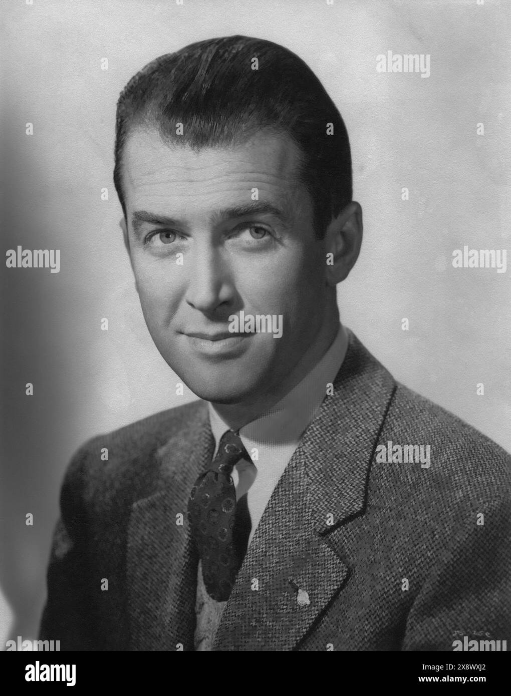 Portrait of actor Jimmy Stewart Stock Photo - Alamy