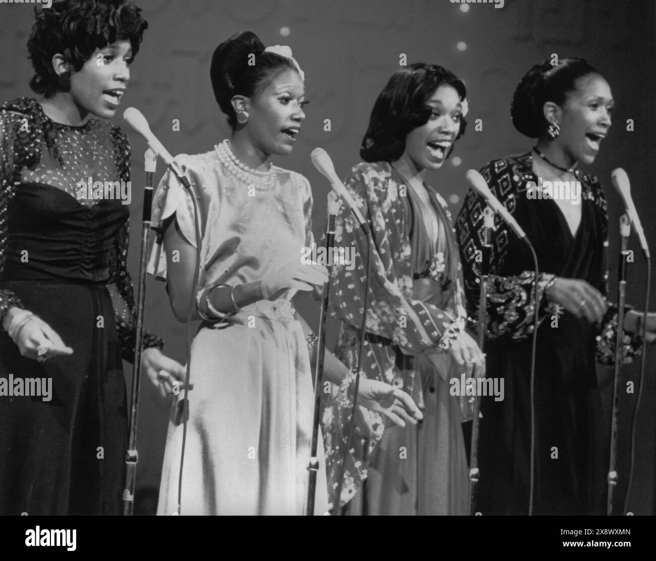 The female group the Pointer Sisters Stock Photo - Alamy