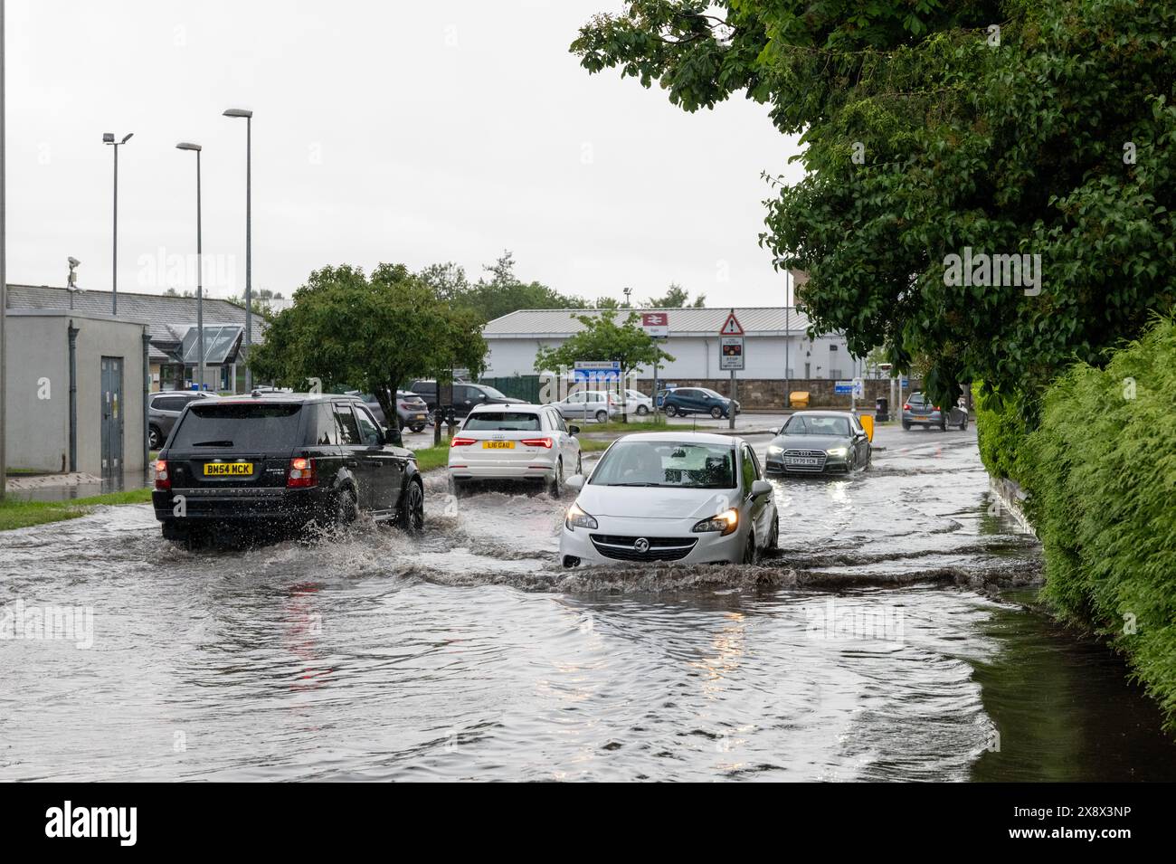 Elgin, Moray, UK. 27th May, 2024. This is Station Road in Elgin which ...