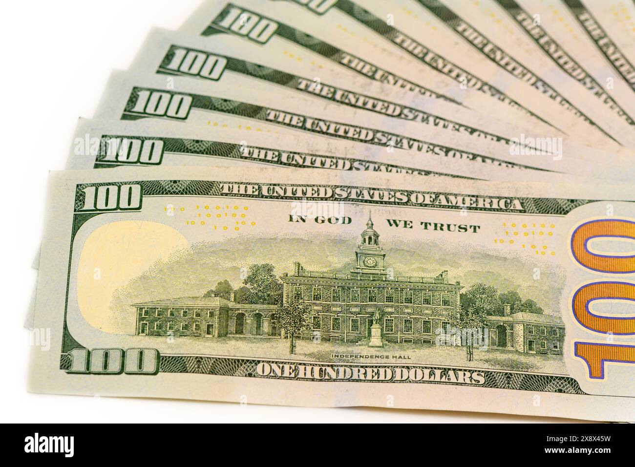 Sequentially Numbered 100 Dollar Bills Stock Photo - Alamy