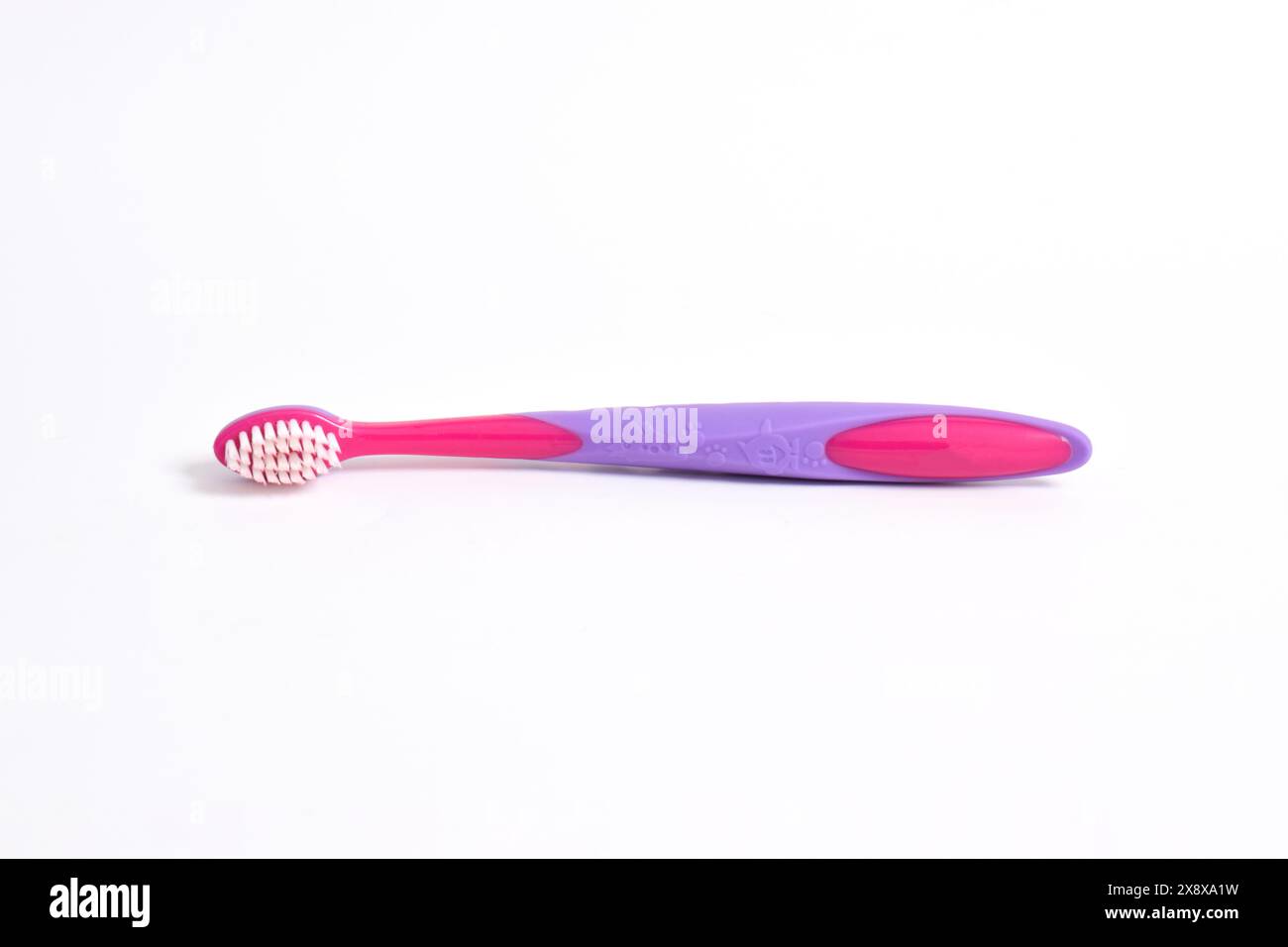 Childrens toothbrush isolated hi-res stock photography and images - Alamy