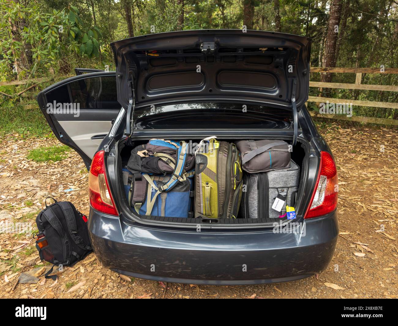 Packed car trunk hi-res stock photography and images - Alamy