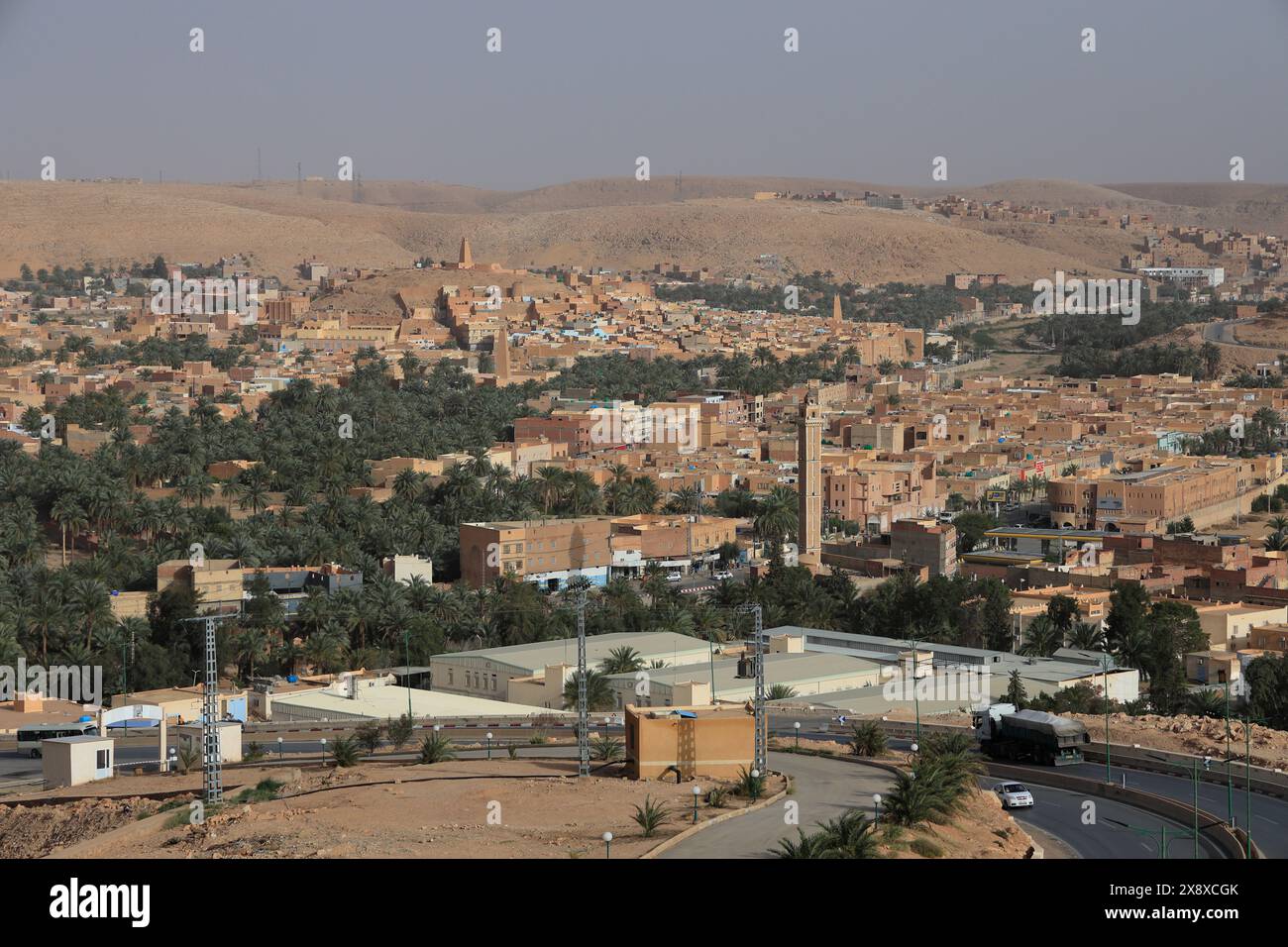 Trans-Sahar Highway N1 with town of Sidi Abaz and Ksar Bounoura in the ...